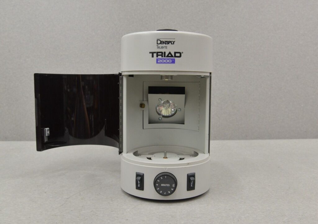 Dentsply Trubyte Triad 2000 Dental Visible Light Curing System – Rhino ...