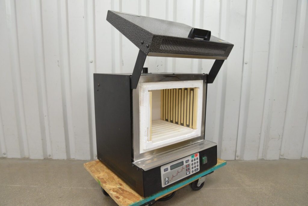 Dentsply Vulcan 3-550 Multi-Stage Programmable Burnout Lab Furnace PN ...