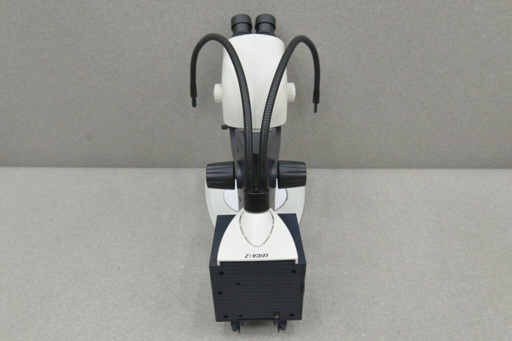 Leica S4E Stereo Zoom Microscope w/ L2 Dual Gooseneck Light Source ...