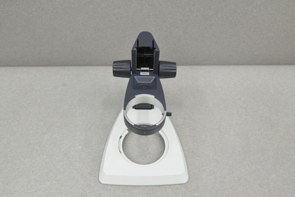 Leica S4E Stereo Zoom Microscope w/ L2 Dual Gooseneck Light Source ...