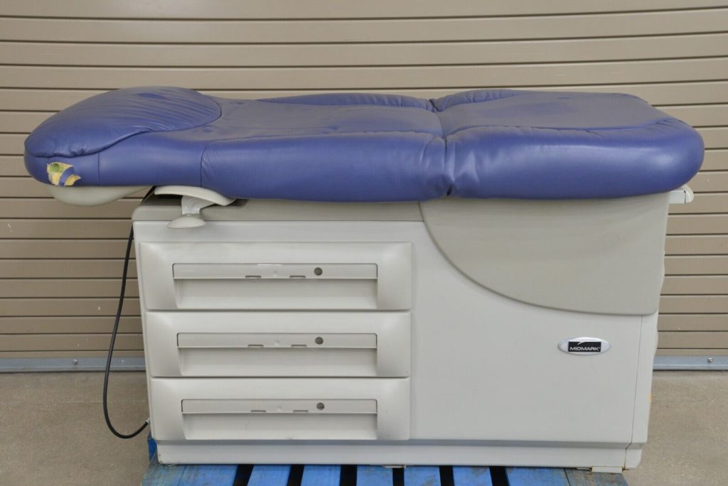 Midmark 604-001 Barrier Free Manual Examination Table – Rhino Trade LLC