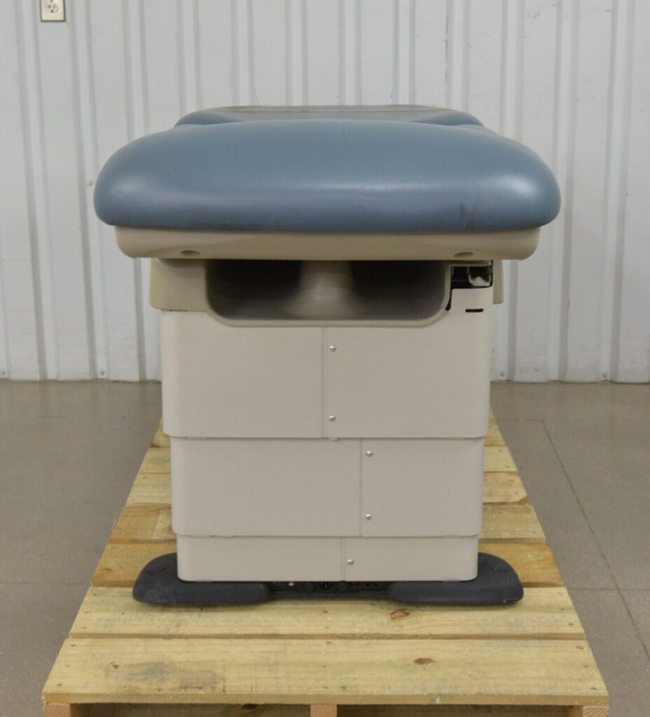 Midmark 625-004 Barrier Free Exam Table W/ Wireless Foot Switch – Rhino ...