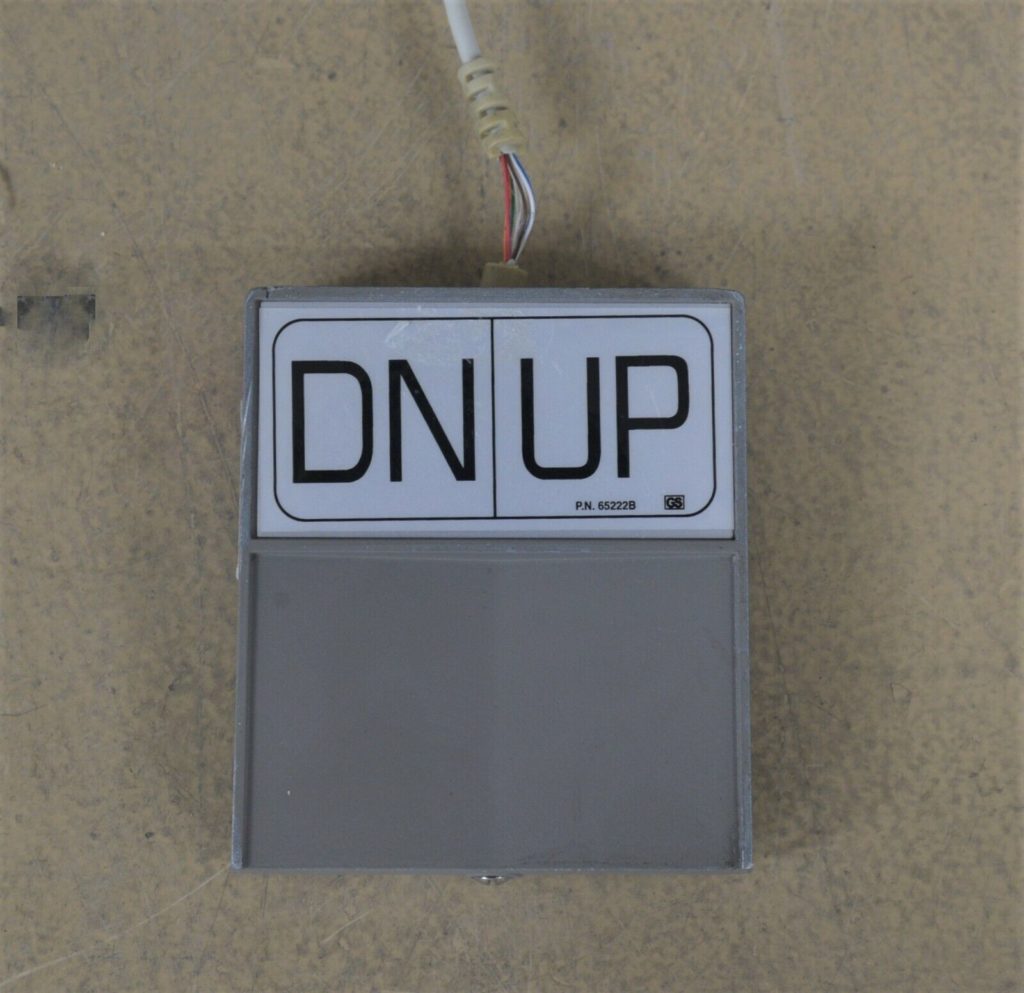 Sammons Preston AbilityOne 5990E Power Treatment Table w/ Footswitch ...