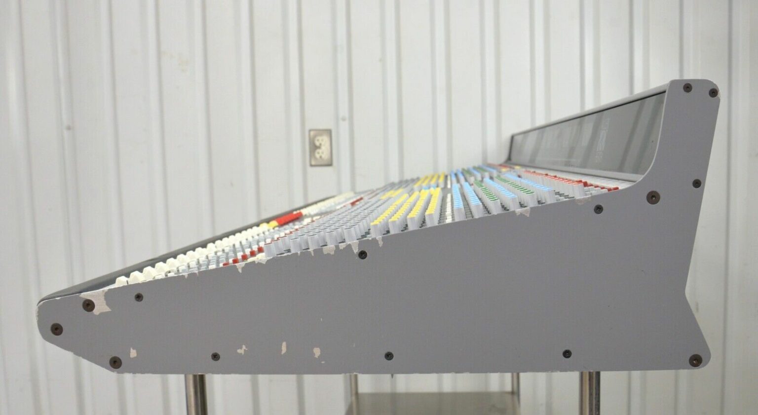 Allen Heath GL3300 40-Channel Dual Function Audio Mixing Console W ...