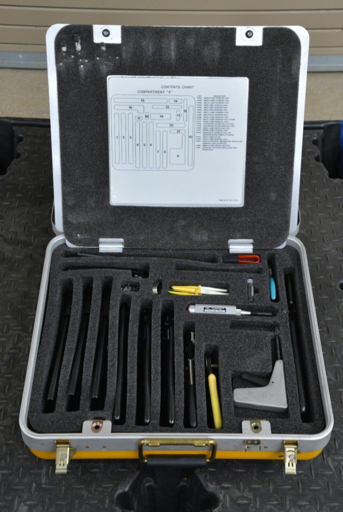 Grumman EA-6B Aerospace A/E 32M-18 DMC679-01 Electrical Connector DMC ...