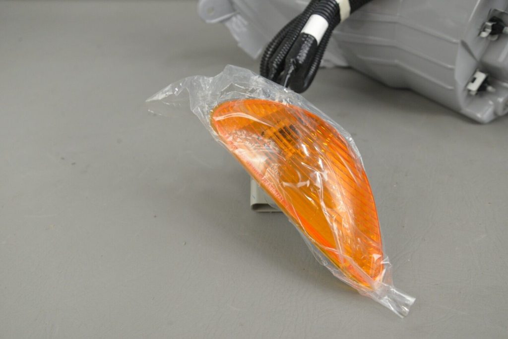 International 3765679C94 Left Hand Light Assembly – Rhino Trade LLC