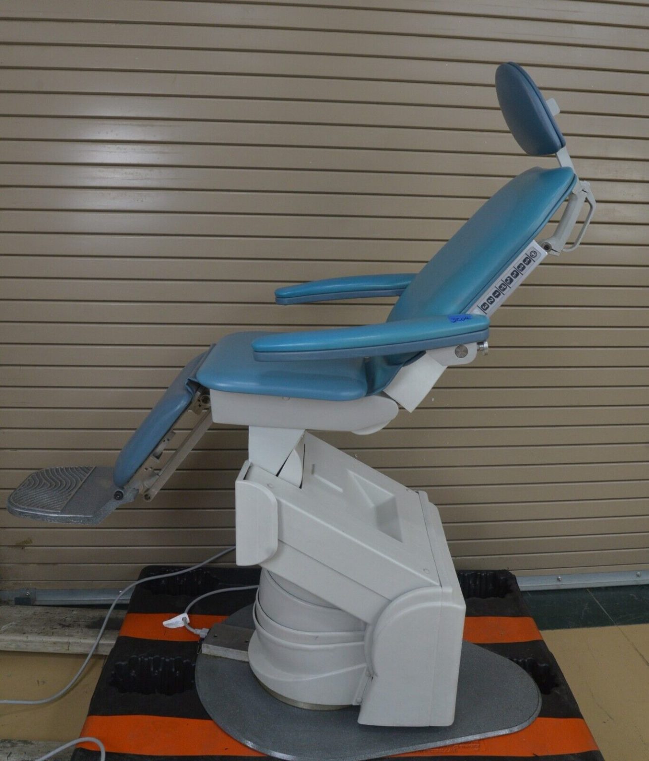 MaxiSelect SMR Power Exam Chair S270000 with Swivel – Rhino Trade LLC