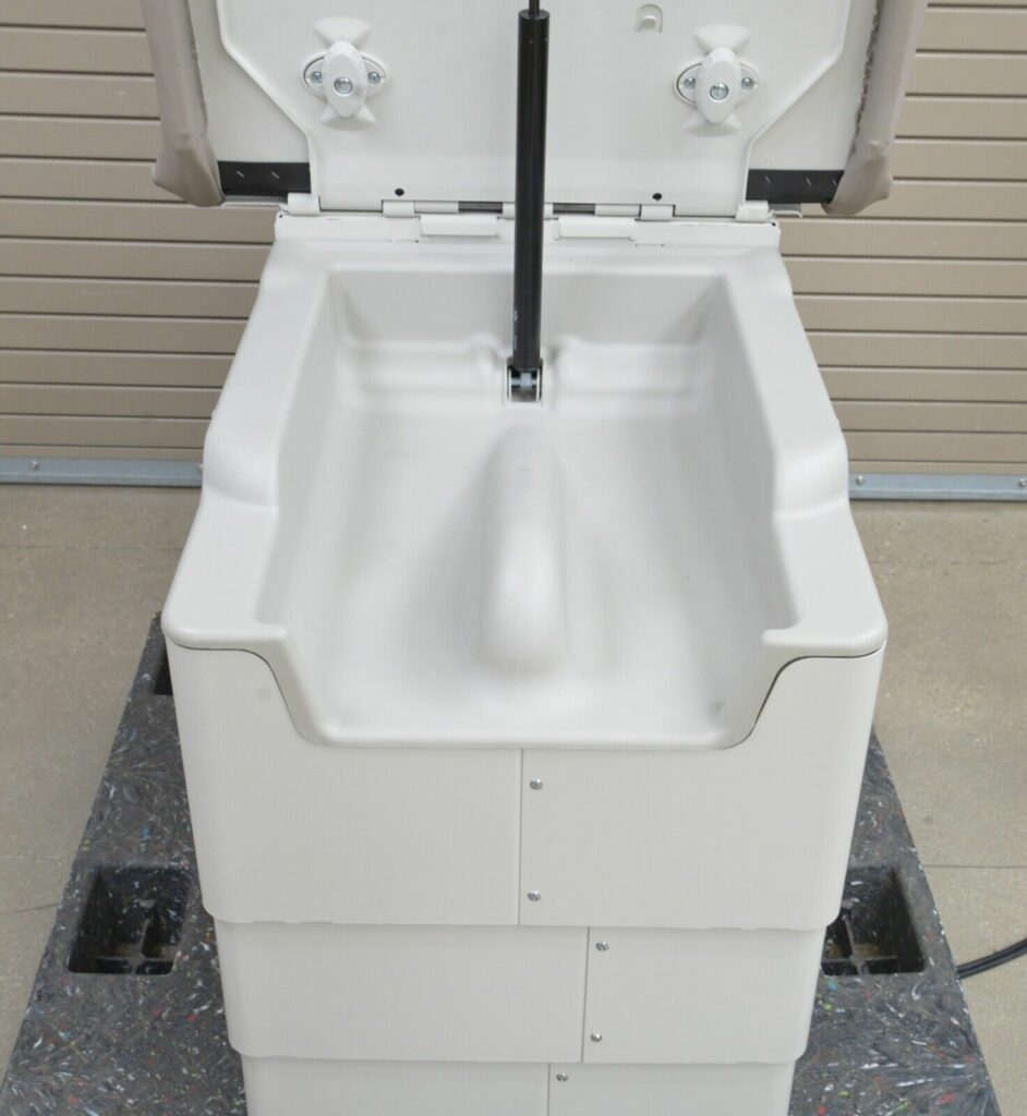 MidMark Ritter 222-016 Barrier-Free Power Examination Table w ...