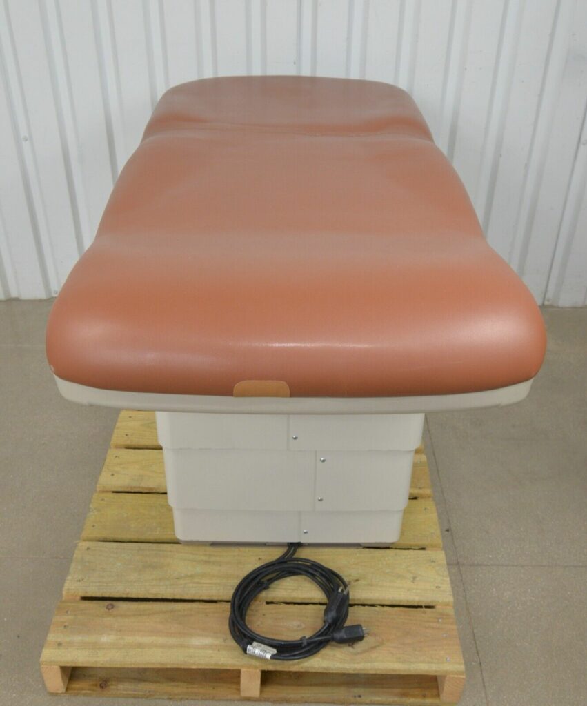 Midmark Ritter 222-015 Barrier Free Power Examination Chair w ...