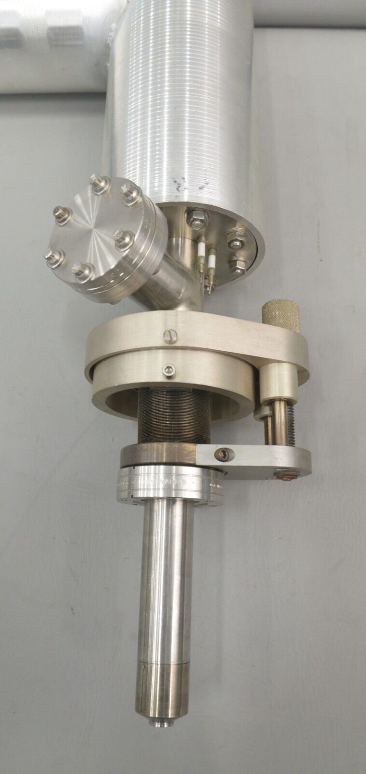 X-Ray Equipment Physical Electronics Inc. Photoelectron Spectroscopy ...